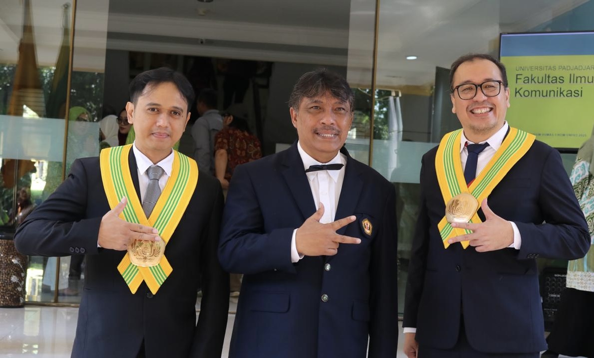 Dekan Fikom Unpad Lantik Ketua Program Studi di Kampus Fikom Jatinangor – Fikom Unpad